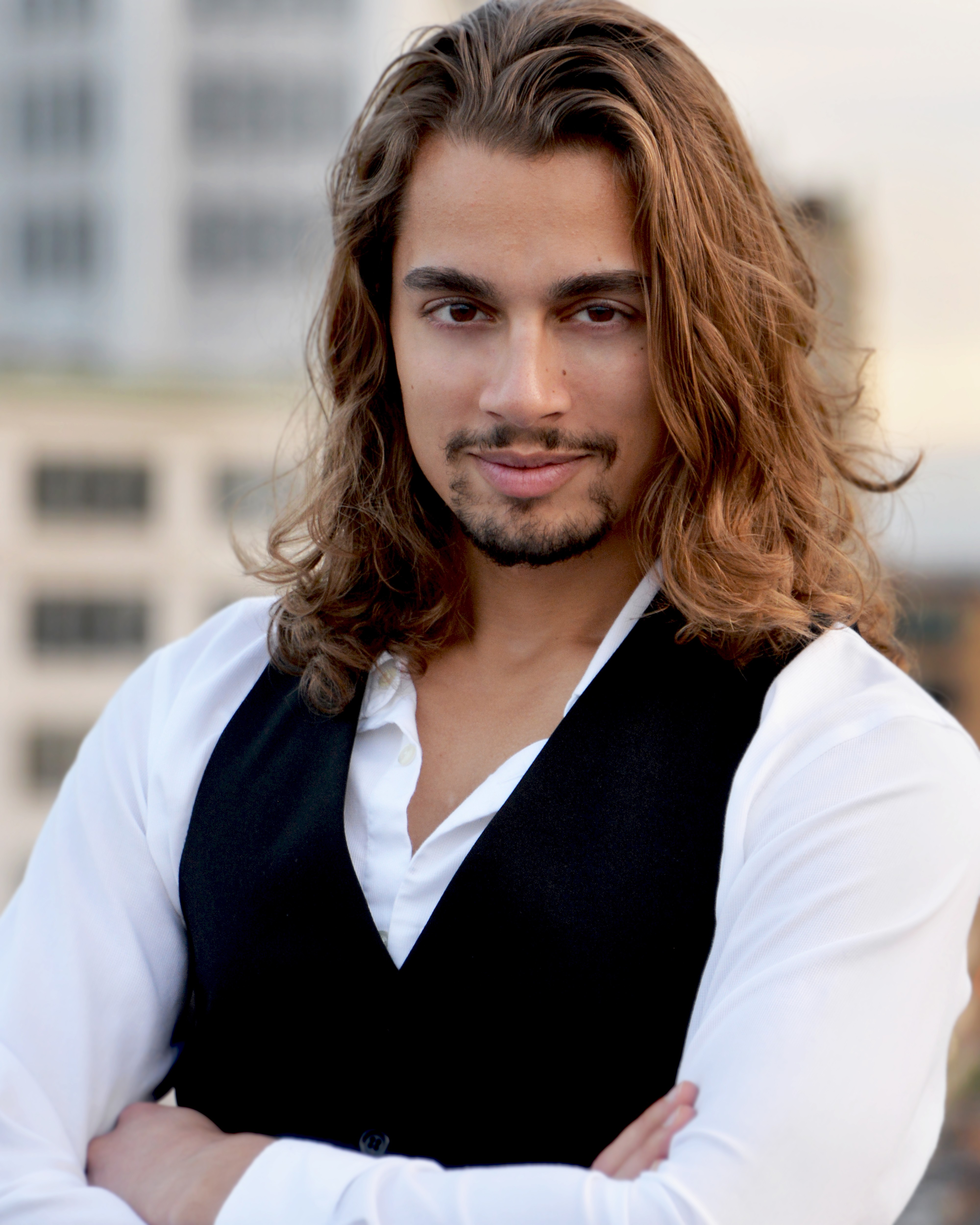 Barceló on the Rocks-Meet the Cast! | Raíces Theatre Company